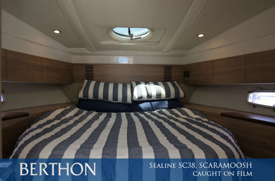 Sealine SC38, SCARAMOOSH caught on film - Berthon International