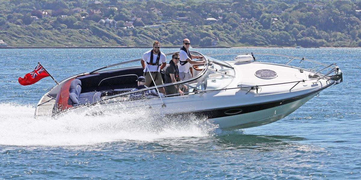 Windy 25 Mirage - Berthon International