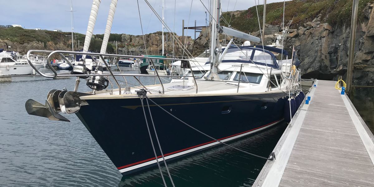 Stunning Discovery 55’, C-QUEST - now on video - Berthon International