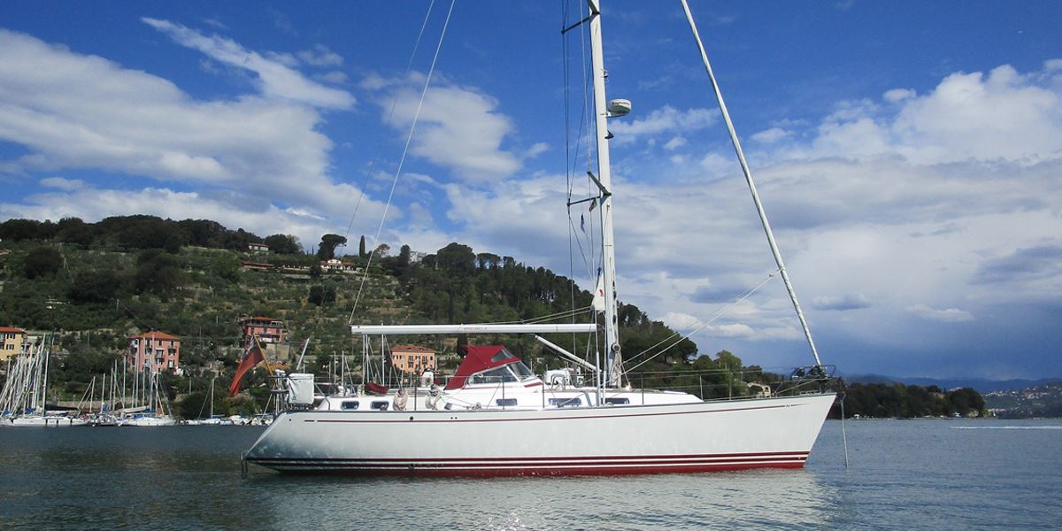 Najad 405, BRINDABELLA is for sale - Berthon International