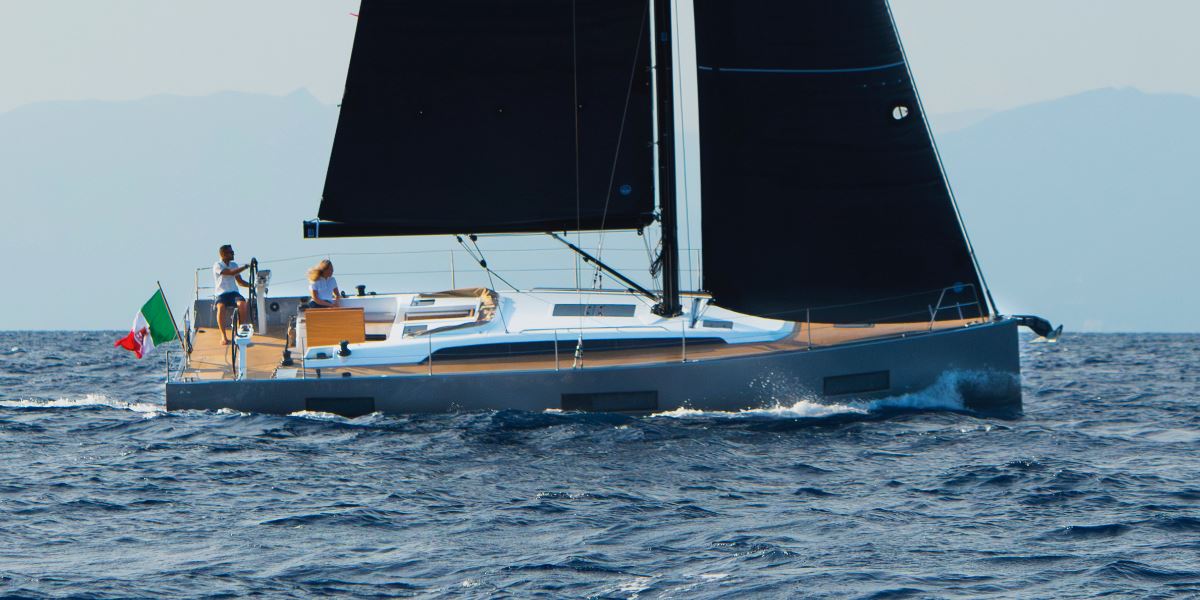Solaris 40 ST | Berthon International - Solaris Yachts Dealer
